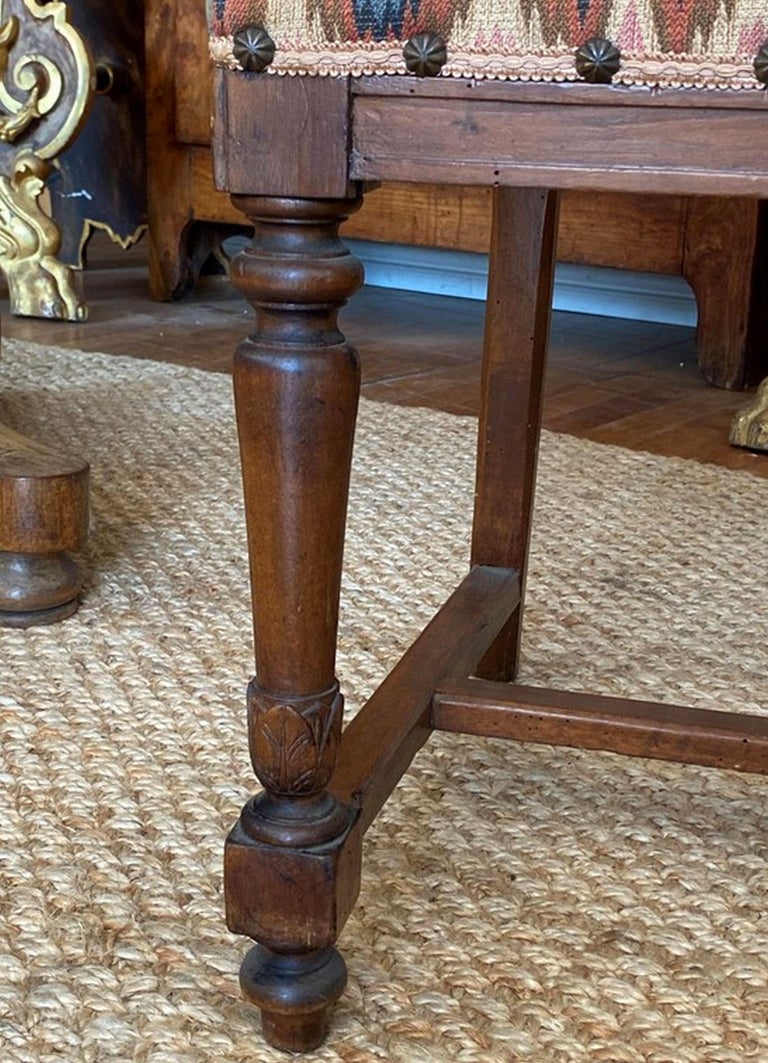 Set of Six 19th Century Tuscan Walnut Chairs For Sale at 1stDibs