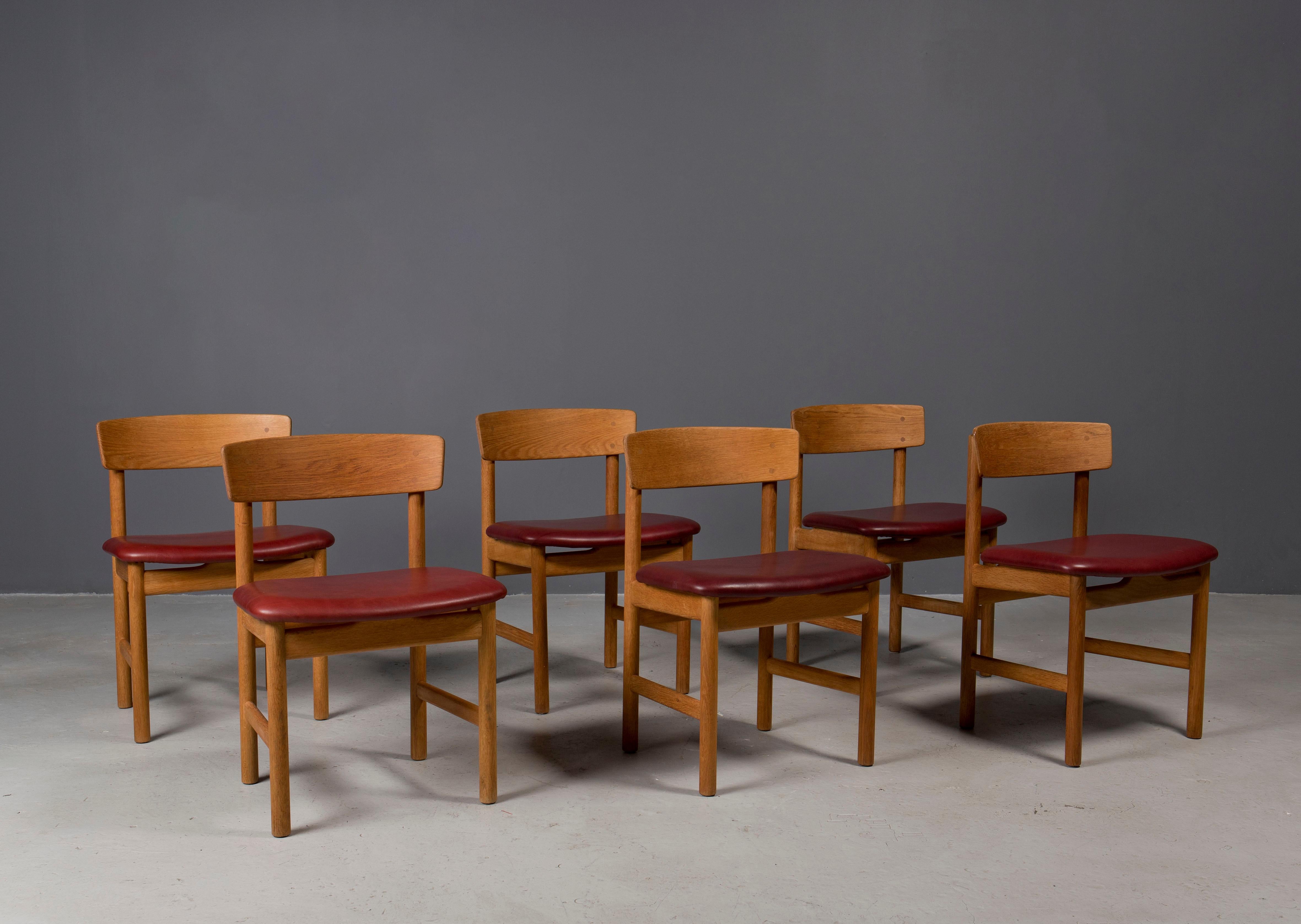 Set of Six Børge Mogensen Chairs, Model 3236, 1960s at 1stDibs
