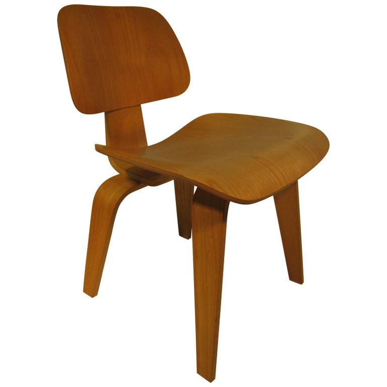 Set of 6 Charles and Ray Eames Mid Century Modern DCW Dining Chairs ...