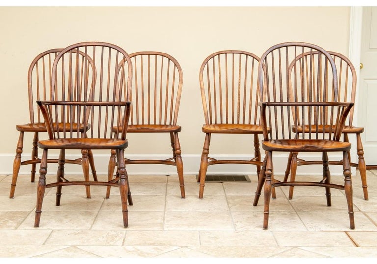 Set of Six Classic Bow Back Oak Windsor Chairs For Sale at 1stDibs