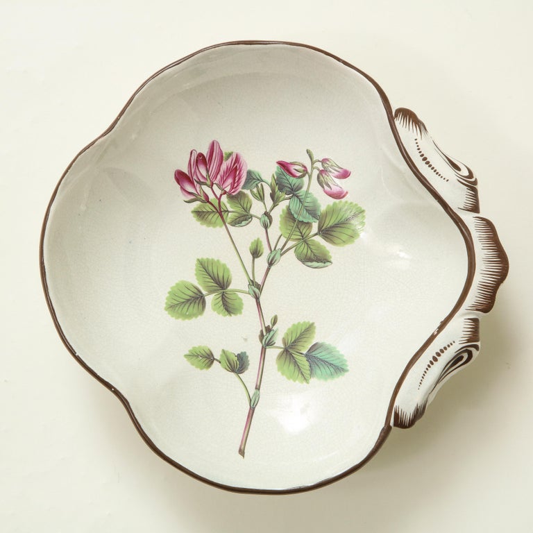 Set of Six English Pearlware Shell Dishes For Sale at 1stDibs