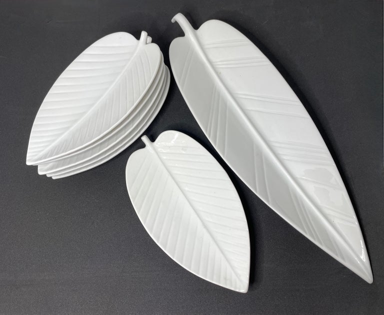 Set of Six Finger Food Bowls and a Serving Bowl, Shape as Leaf, Vintage ...