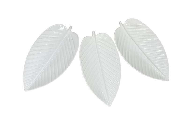 Set of Six Finger Food Bowls and a Serving Bowl, Shape as Leaf, Vintage ...