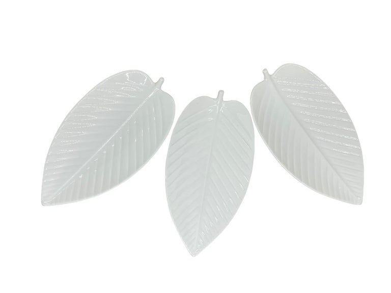 Set of Six Finger Food Bowls and a Serving Bowl, Shape as Leaf, Vintage ...