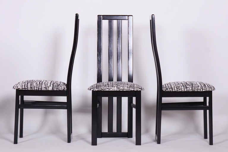 Set of Six Midcentury Beech Chairs Made by Thon, Restored, Czechia ...