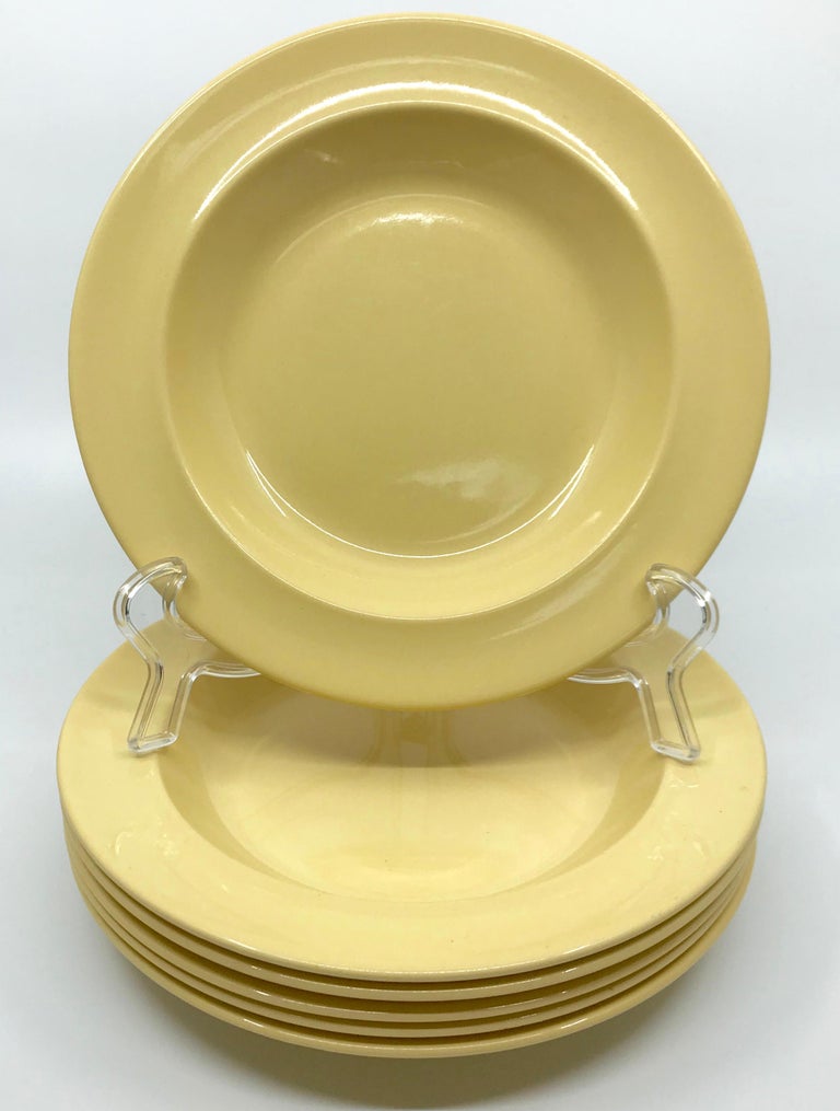 Set of Six Wedgwood Yellow Plates For Sale at 1stDibs