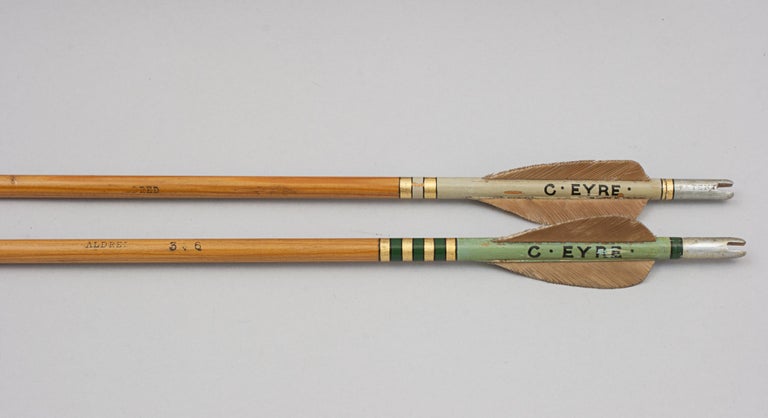 Set of Thomas Aldred Arrows, Archery Arrows in Box For Sale at 1stDibs