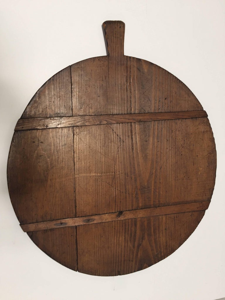 Set of Three Large Round Pine Cutting Boards with Handle at 1stDibs