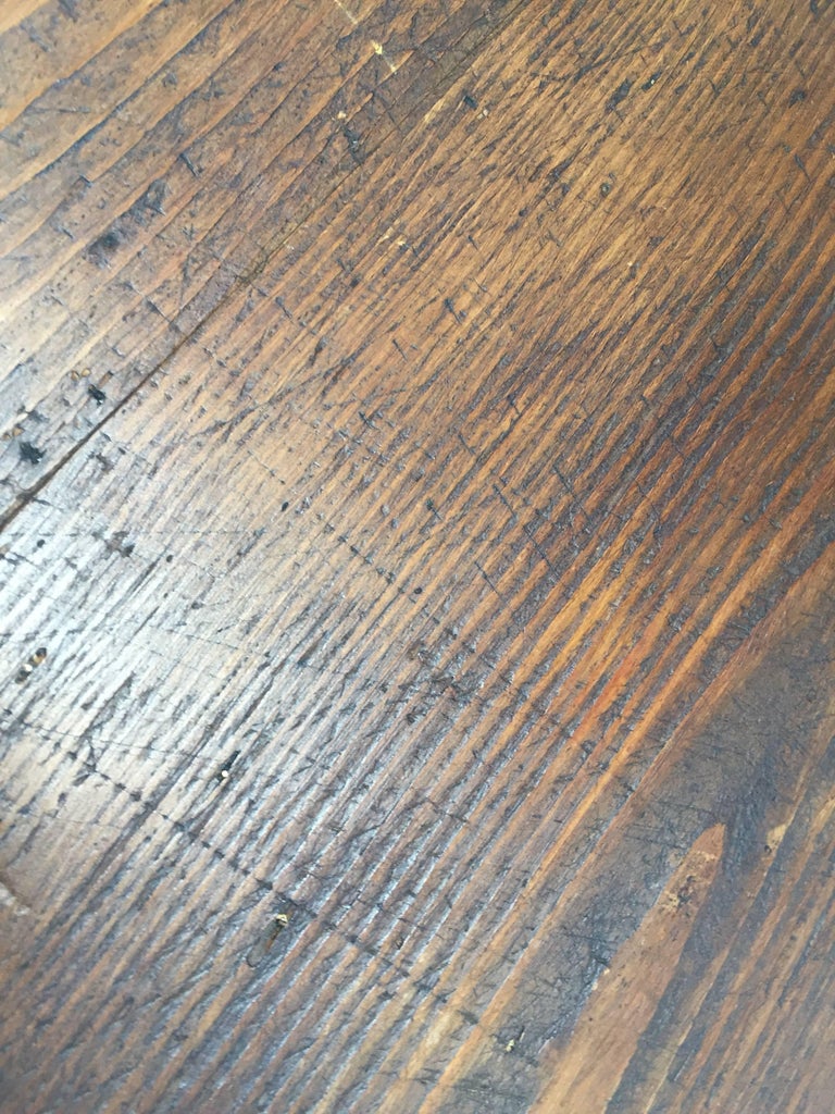 Set of Three Large Round Pine Cutting Boards with Handle at 1stDibs
