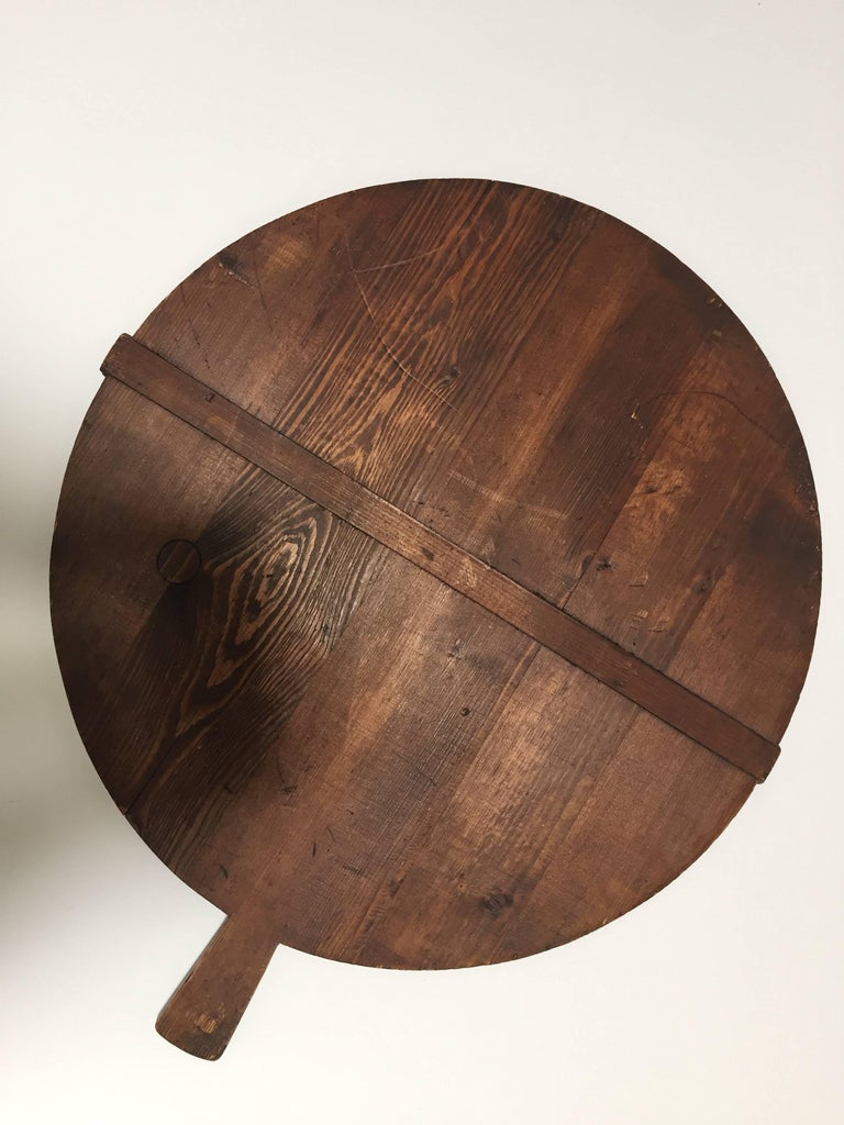 Set of Three Large Round Pine Cutting Boards with Handle at 1stDibs