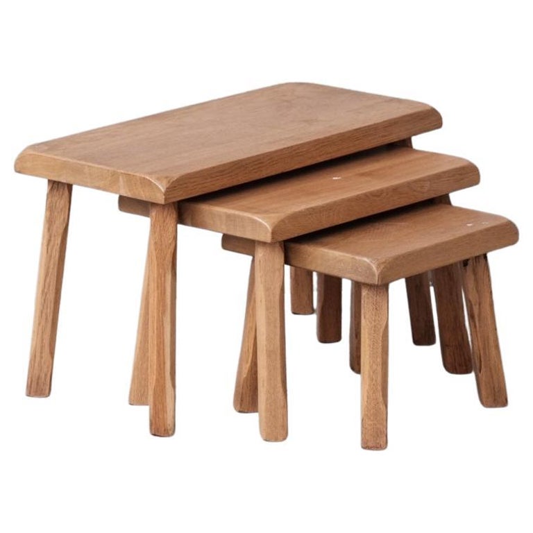 Set of Three Mid-Century Blonde Oak Nesting Tables For Sale at 1stDibs