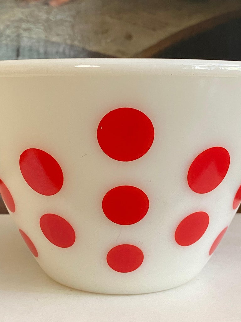 Set of 3 Mid Century Pyrex Glass Bowls, Fire King Brand- Red Dot decor ...