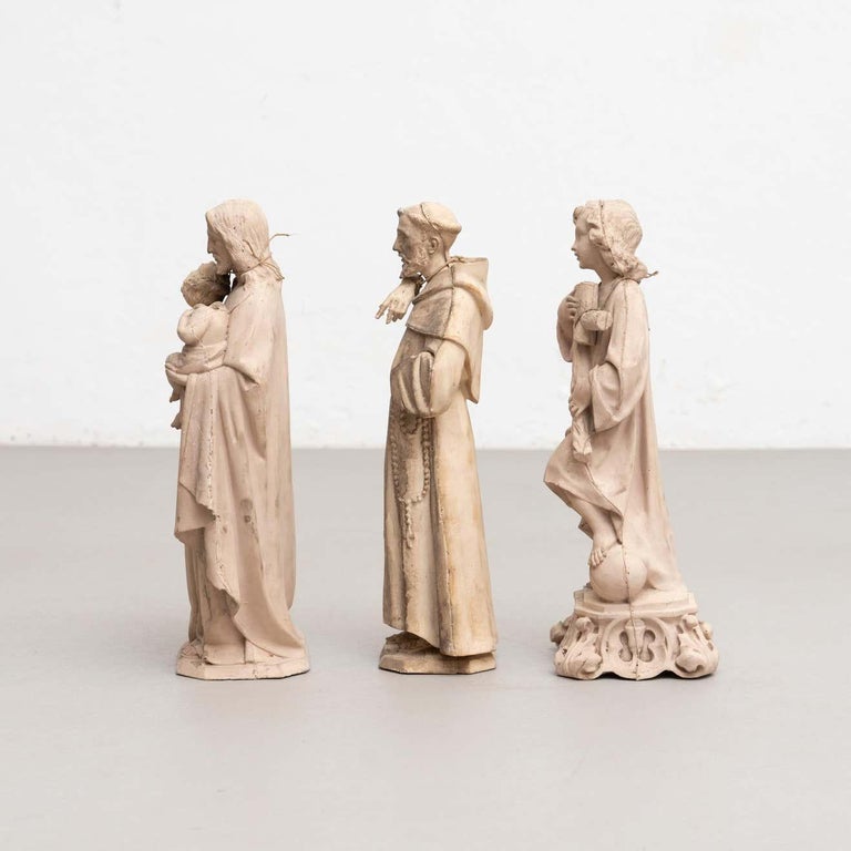 Set of Three Traditional Plaster Figures, circa 1950 For Sale at 1stDibs