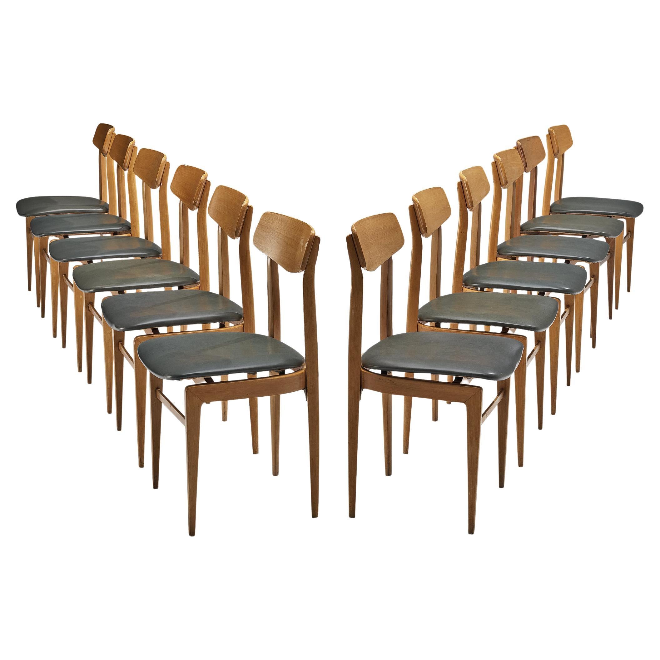 Large Set of Iconic Ton Dining Chairs For Sale at 1stDibs