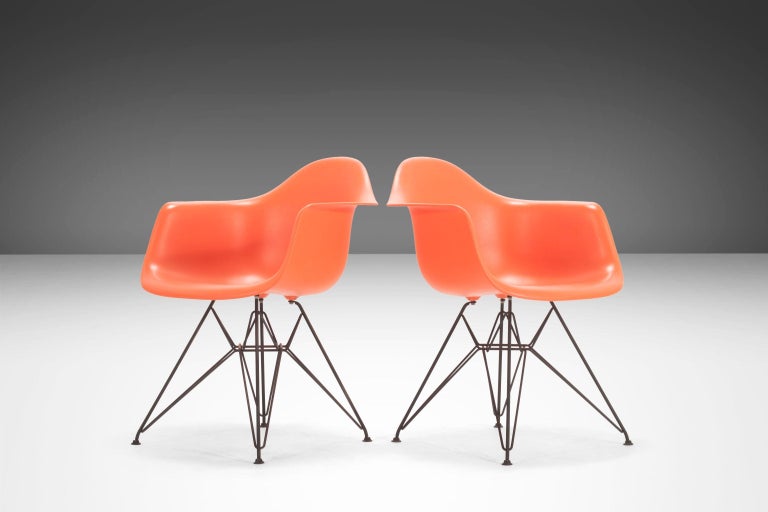 Set of Two '2' Charles and Ray Eames for Herman Miller DAR Chairs w ...