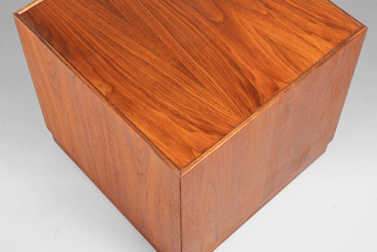 Set of Two (2) Modernist Cubes / End Tables in Walnut After Milo ...