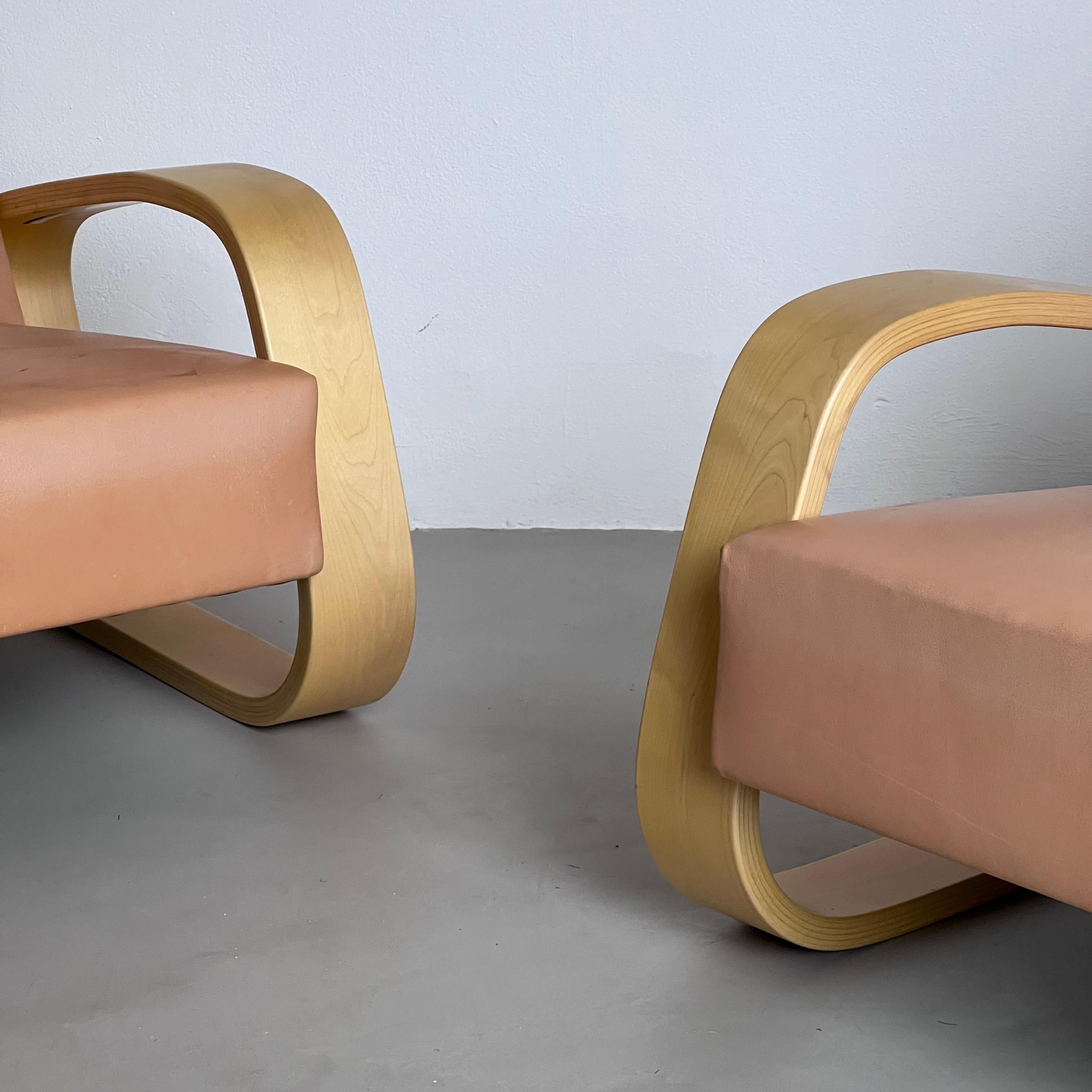 Set of Two Finnish Artek 400 "Tank" Armchairs by Alvar Aalto, Salmon ...