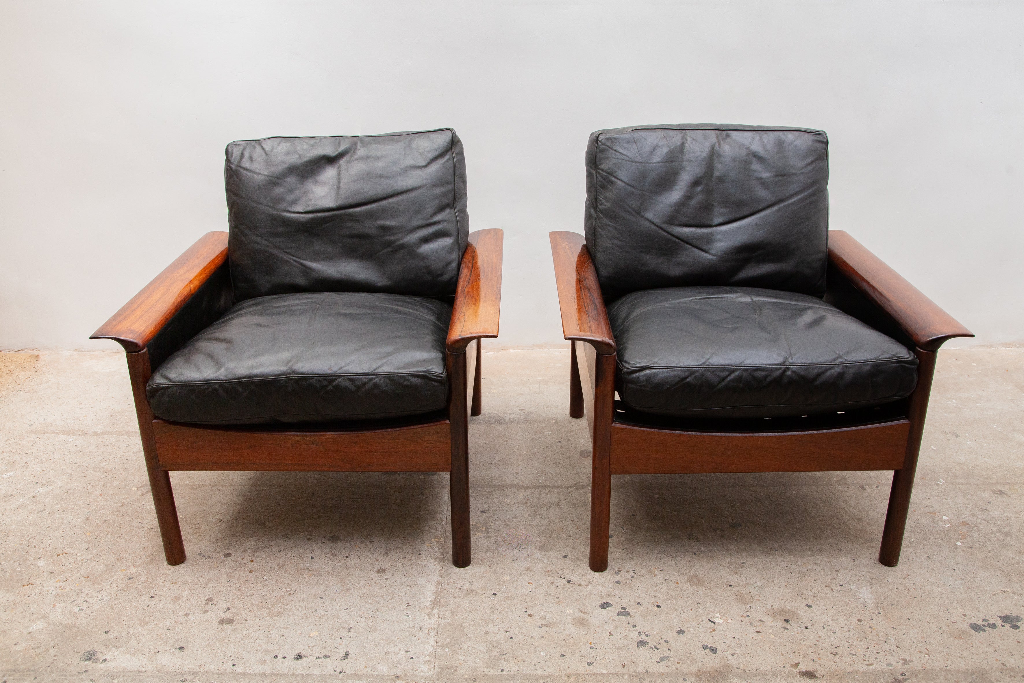 Set of Two Lounge Arm-Chairs Designed by Hans Olsen for C/S Møbler ...