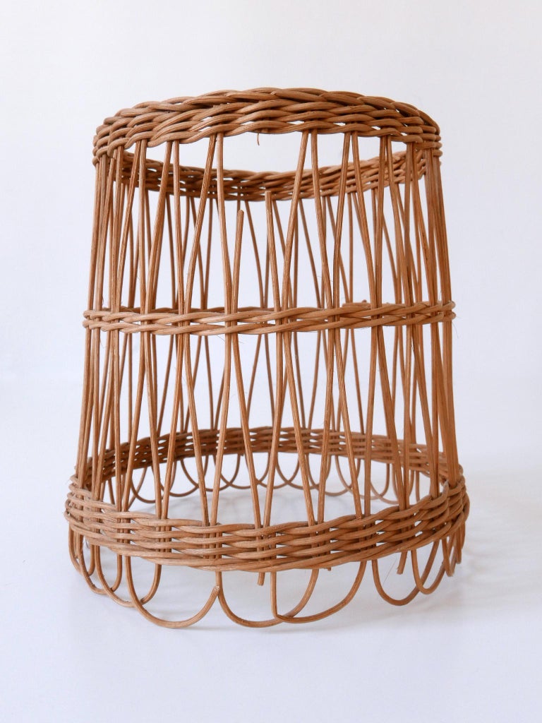 Set of Two Lovely Mid-Century Modern Rattan Wicker Table Lamps Germany ...