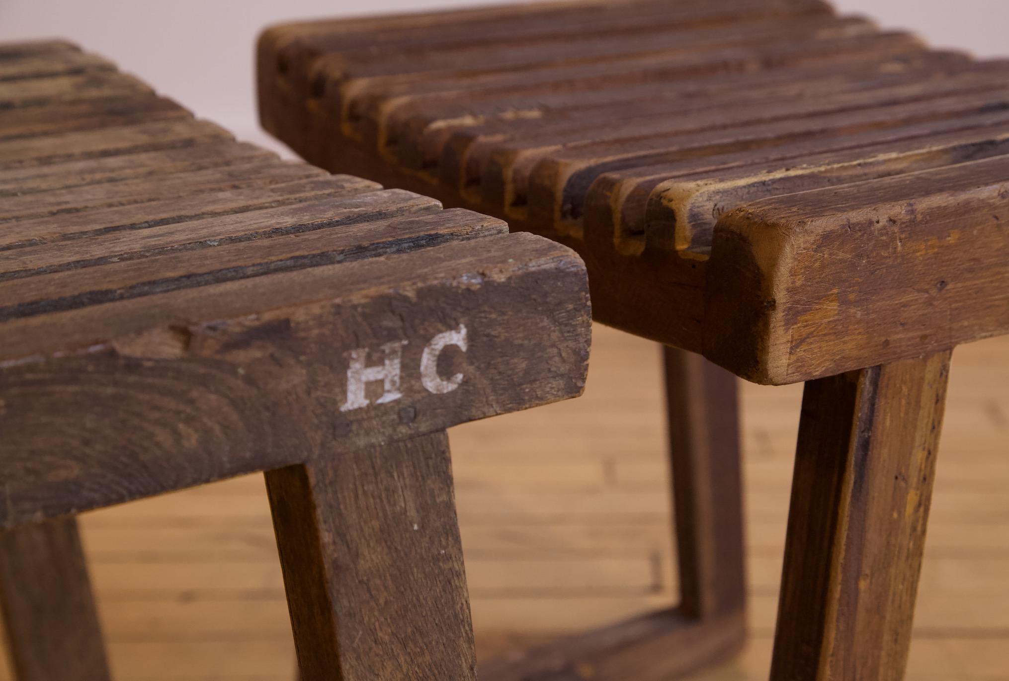 Set of two - Pierre Jeanneret Low Slatted Teak Stools For Sale at 1stDibs