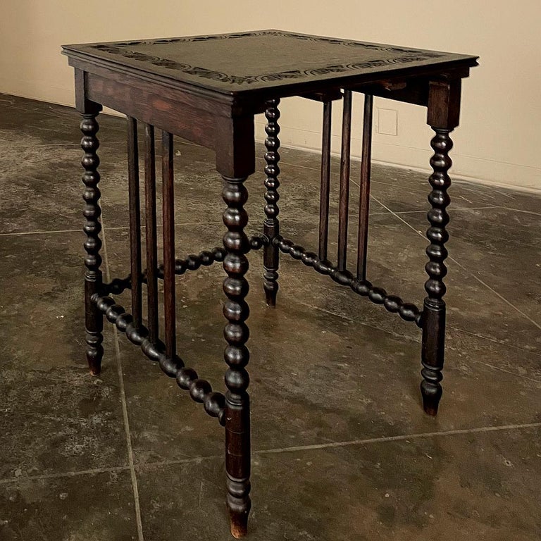 Set of Vintage Spool Leg Nesting Tables For Sale at 1stDibs