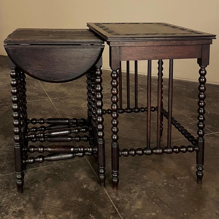 Set of Vintage Spool Leg Nesting Tables For Sale at 1stDibs