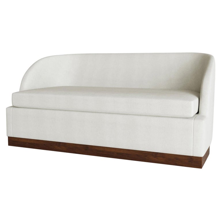Settee 001 For Sale at 1stDibs