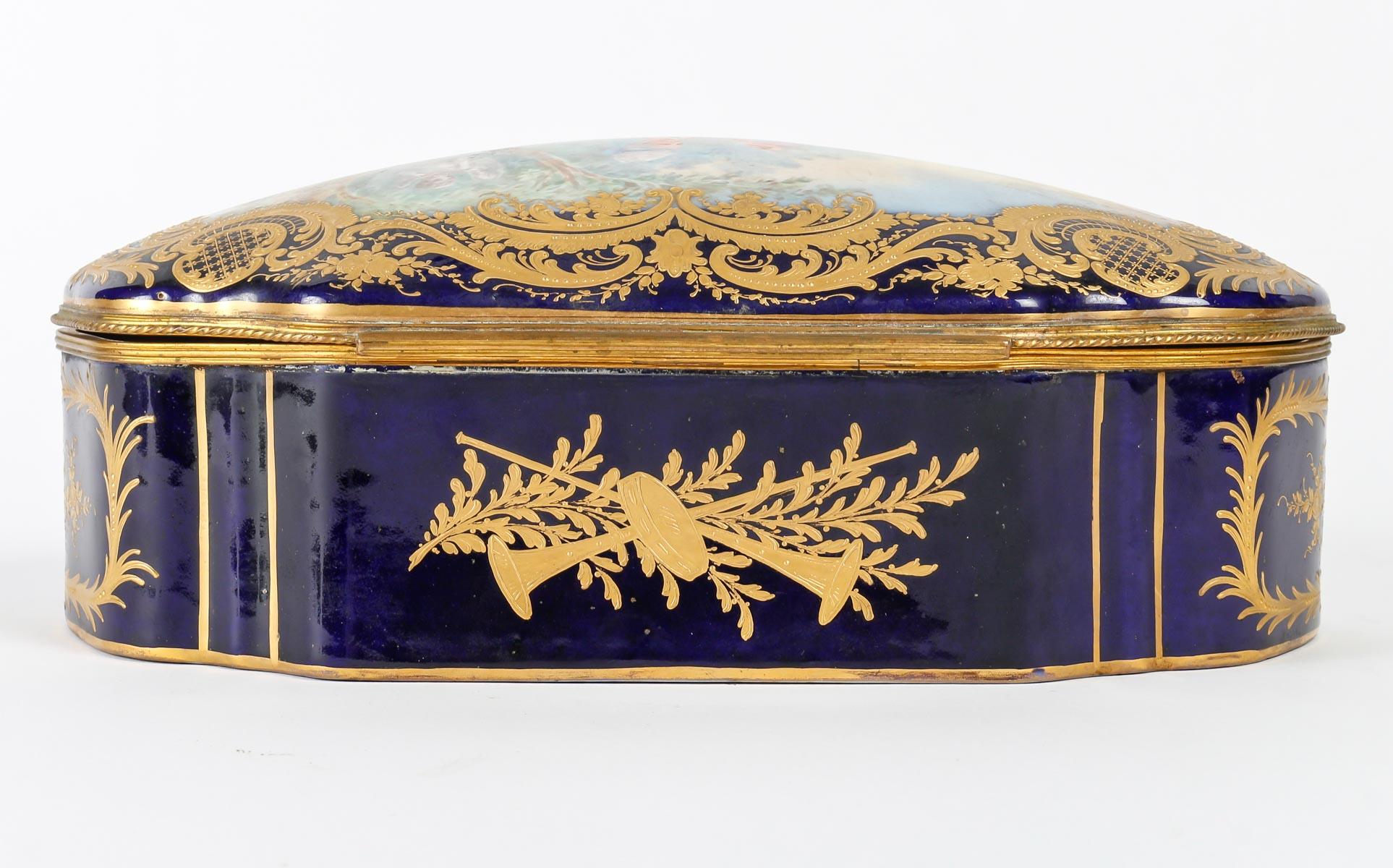 Sèvres Porcelain Box, Napoleon III Period, 19th Century. For Sale at ...