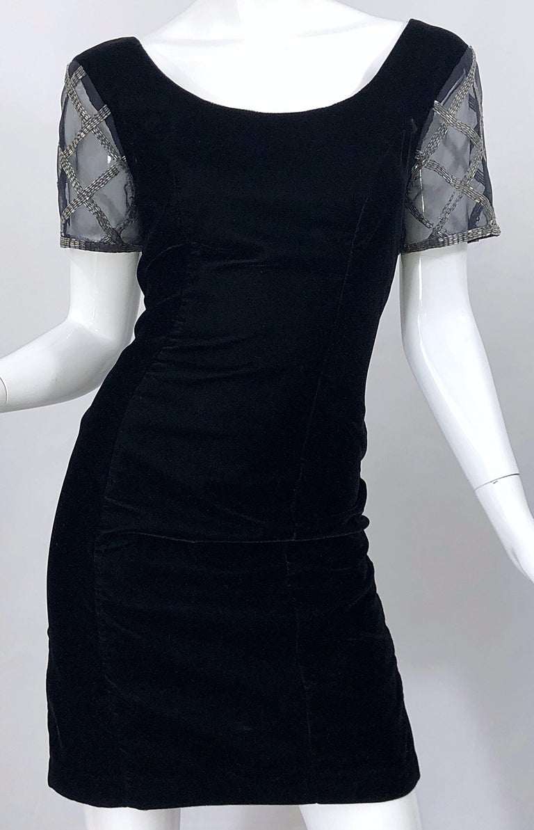 Sexy 1990s Black Velvet Sz 6 / 8 Open Bow Back Rhinestone Beade 90s ...