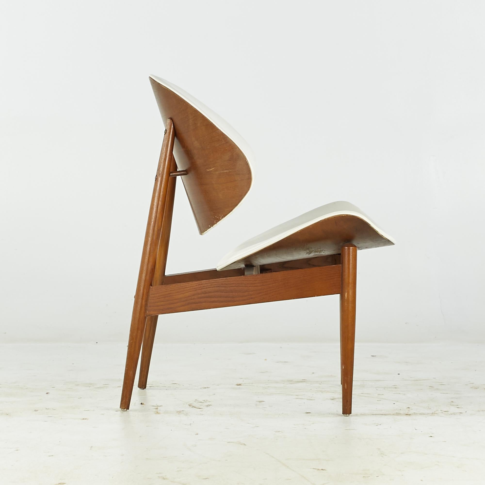 Seymour James Weiner for Kodawood Midcentury Clam Shell Chairs - Pair ...