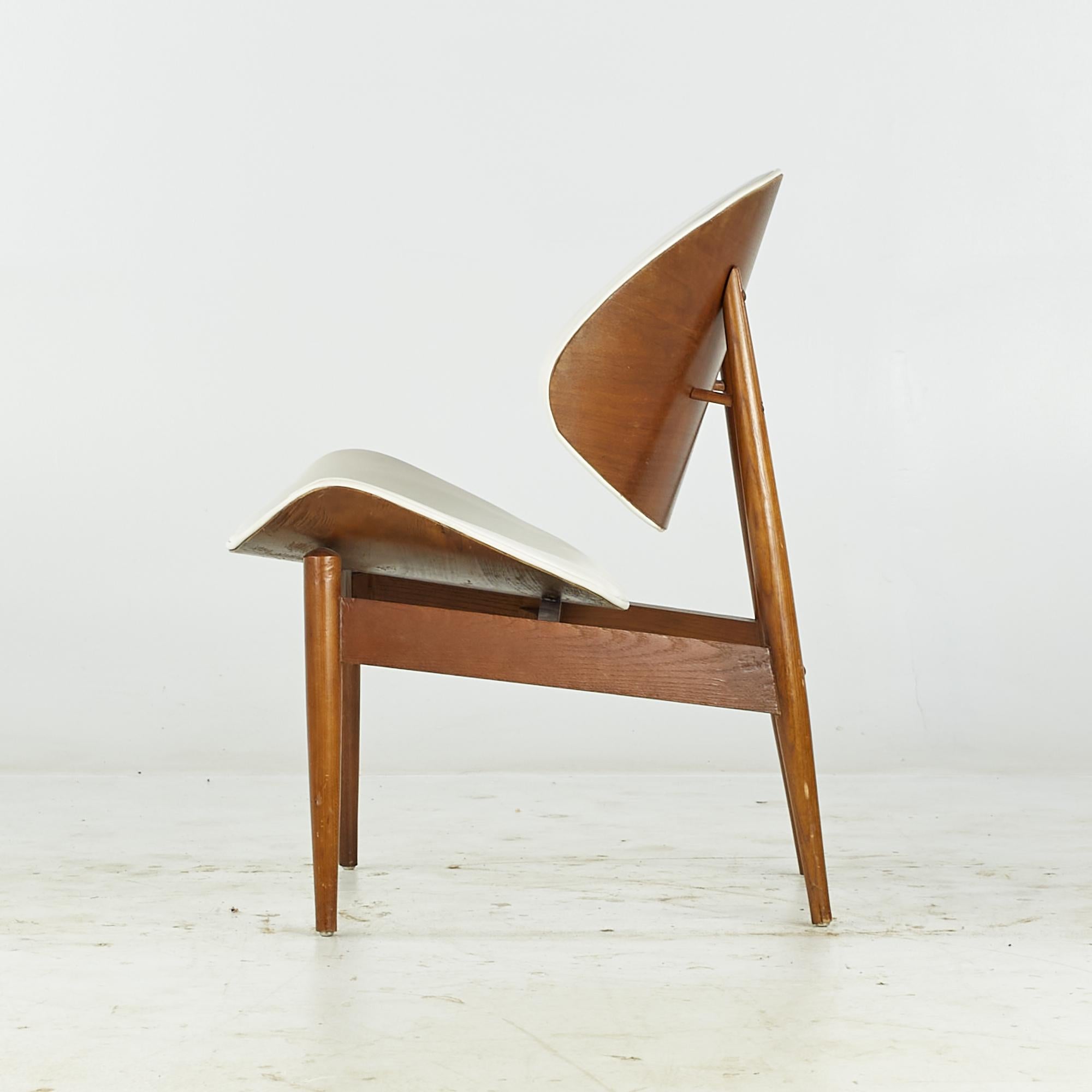 Seymour James Weiner for Kodawood Midcentury Clam Shell Chairs - Pair ...