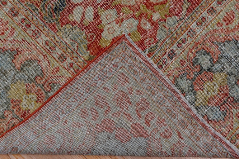 Shabby Chic Mahal Rug For Sale at 1stDibs