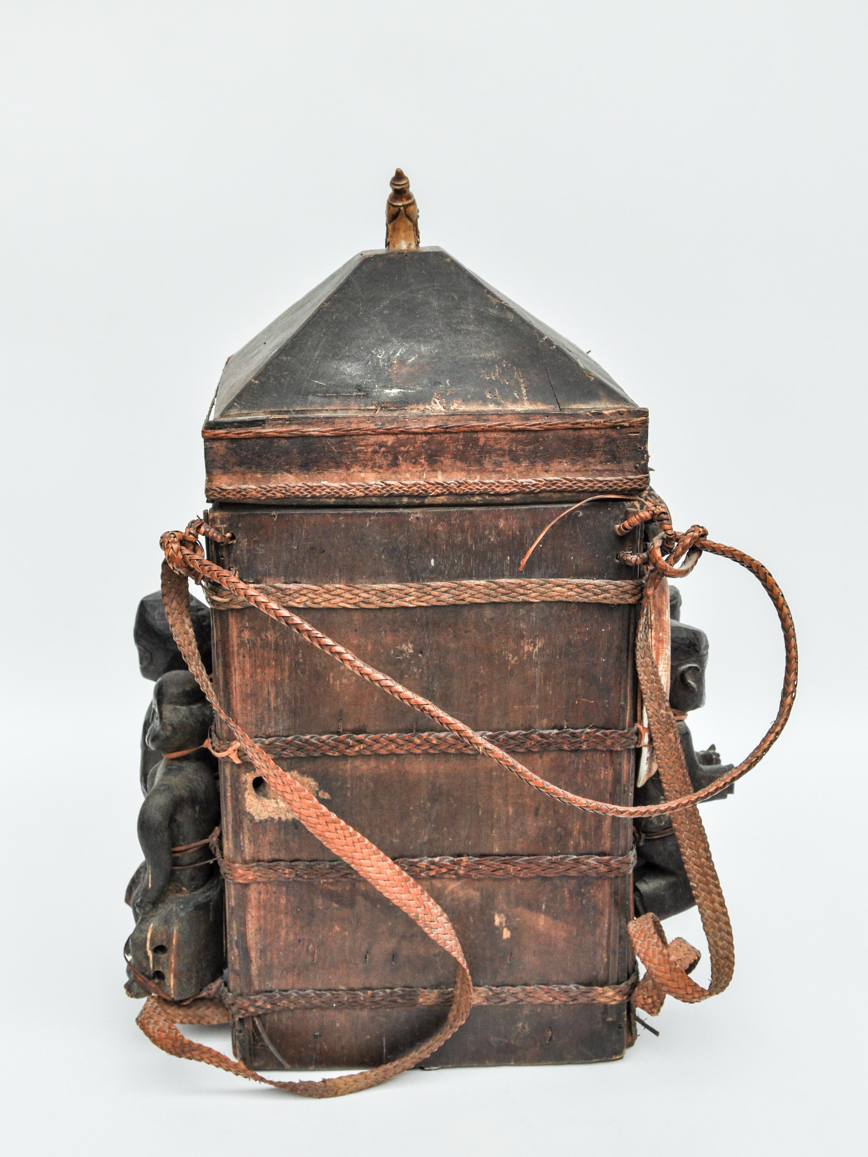 Shaman Medicine Box, "Lupong Manang", Dayak of East Borneo, Early 20th ...