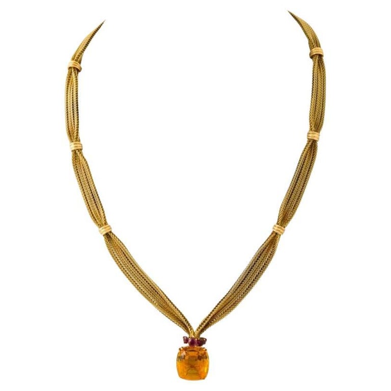 Shapely Necklace with Citrine Crowned by 5 Rubies For Sale at 1stDibs