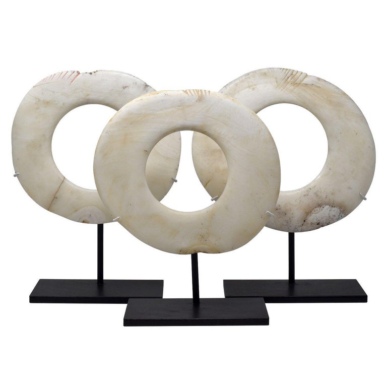 Shell Currency Yua Bride's Price, Papua New Guinea For Sale at 1stDibs