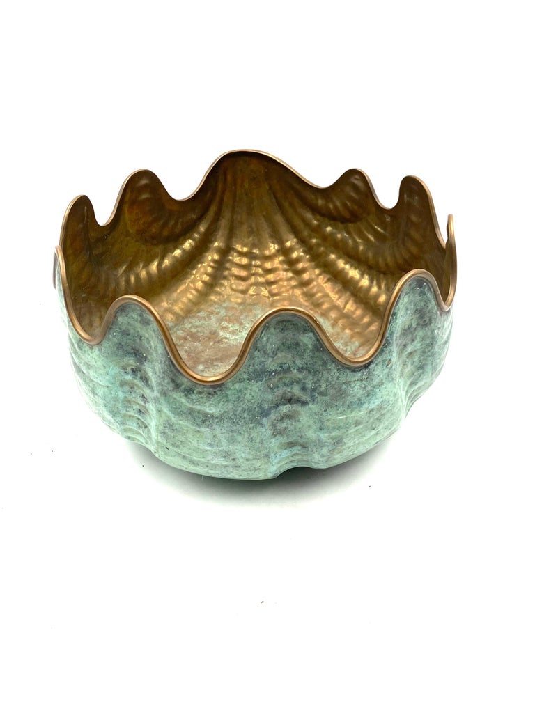 Shell Shaped Large Bowl / Centerpiece, Italy, 1970s For Sale at 1stDibs