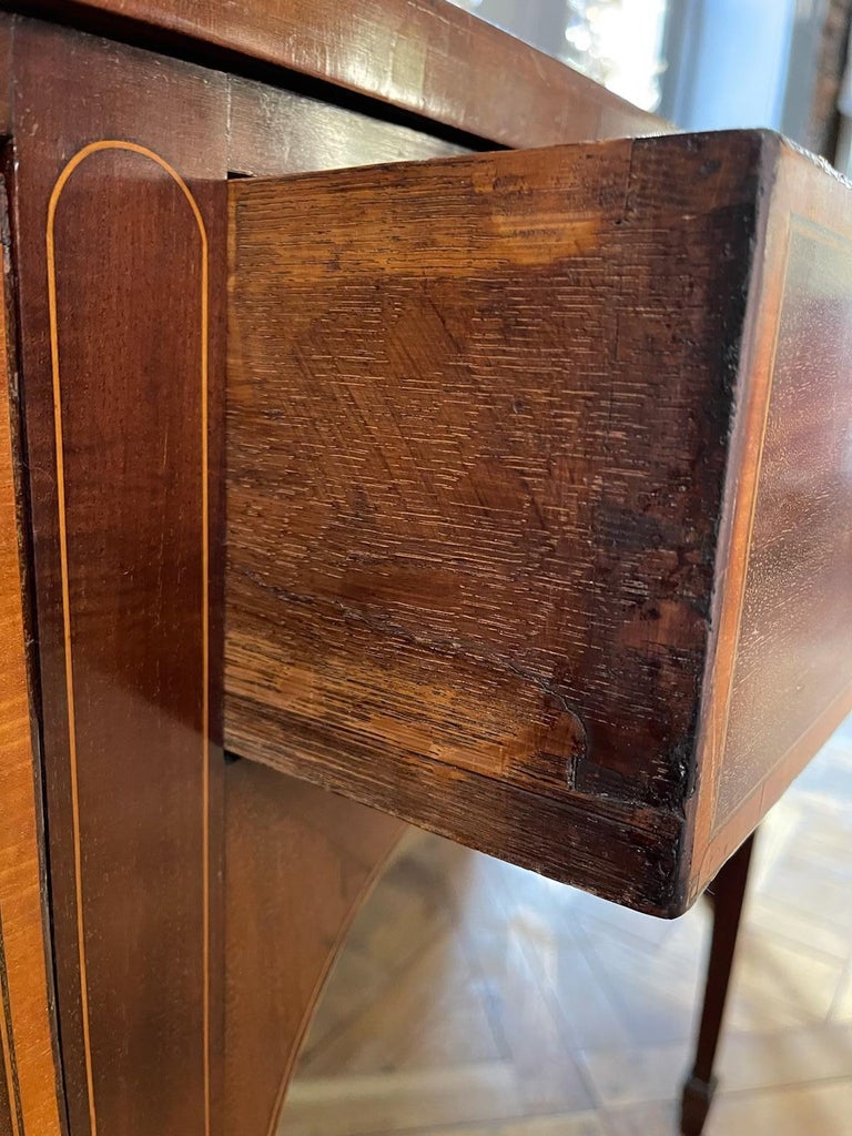 Sheraton Sideboard, ca 1820 For Sale at 1stDibs