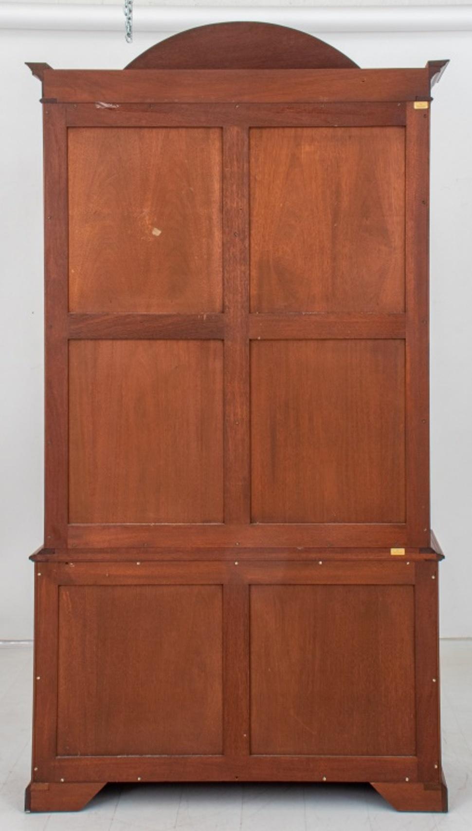 Sheraton Style Mahogany Bookcase Cabinet For Sale at 1stDibs