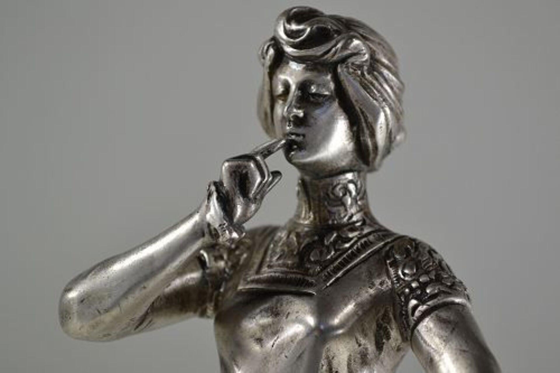 Shh ! Art Nouveau Jugenstil Bronze Symbolist Figure For Sale at 1stDibs ...