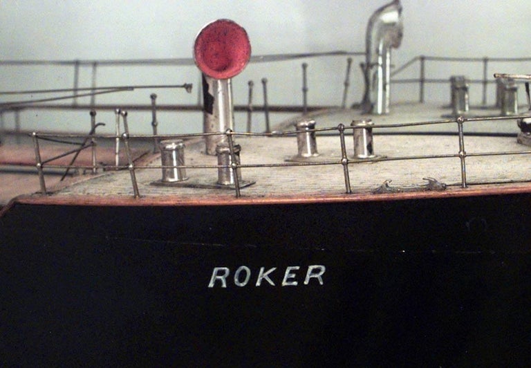 Victorian Ship Model in Glass Case For Sale at 1stDibs