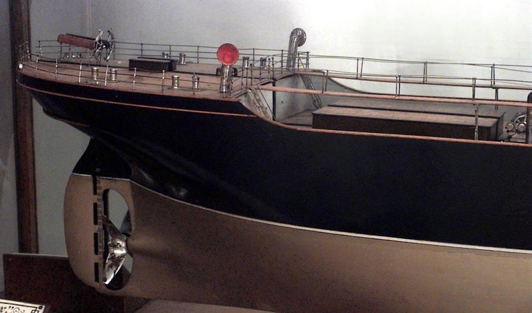 Victorian Ship Model in Glass Case For Sale at 1stDibs