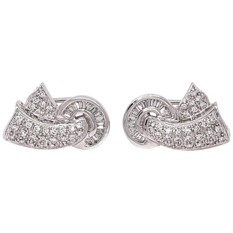 Shooting Star Diamond Earrings For Sale at 1stDibs