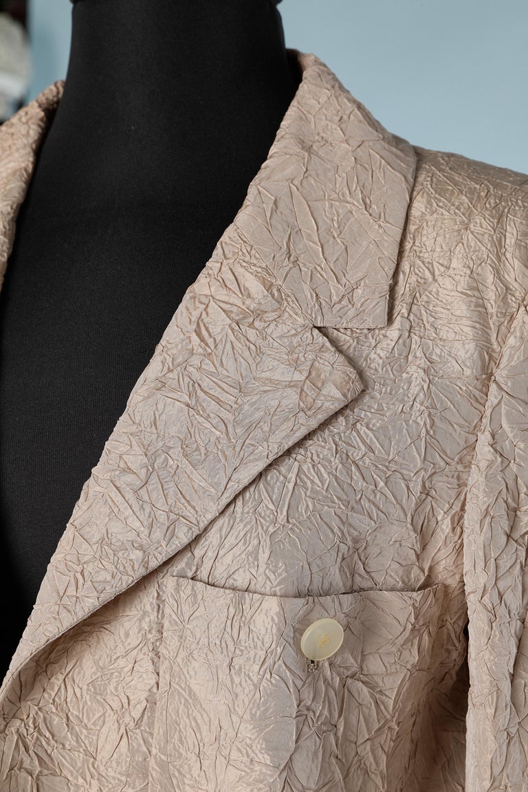 Short beige wrinkled jacket with pockets Chanel For Sale at 1stDibs