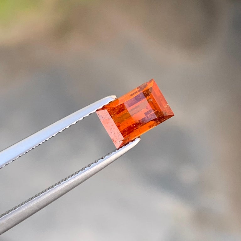SI Clarity 1.25 Carat Pixel Bar Cut Loose Fanta Orange Spessartine ...