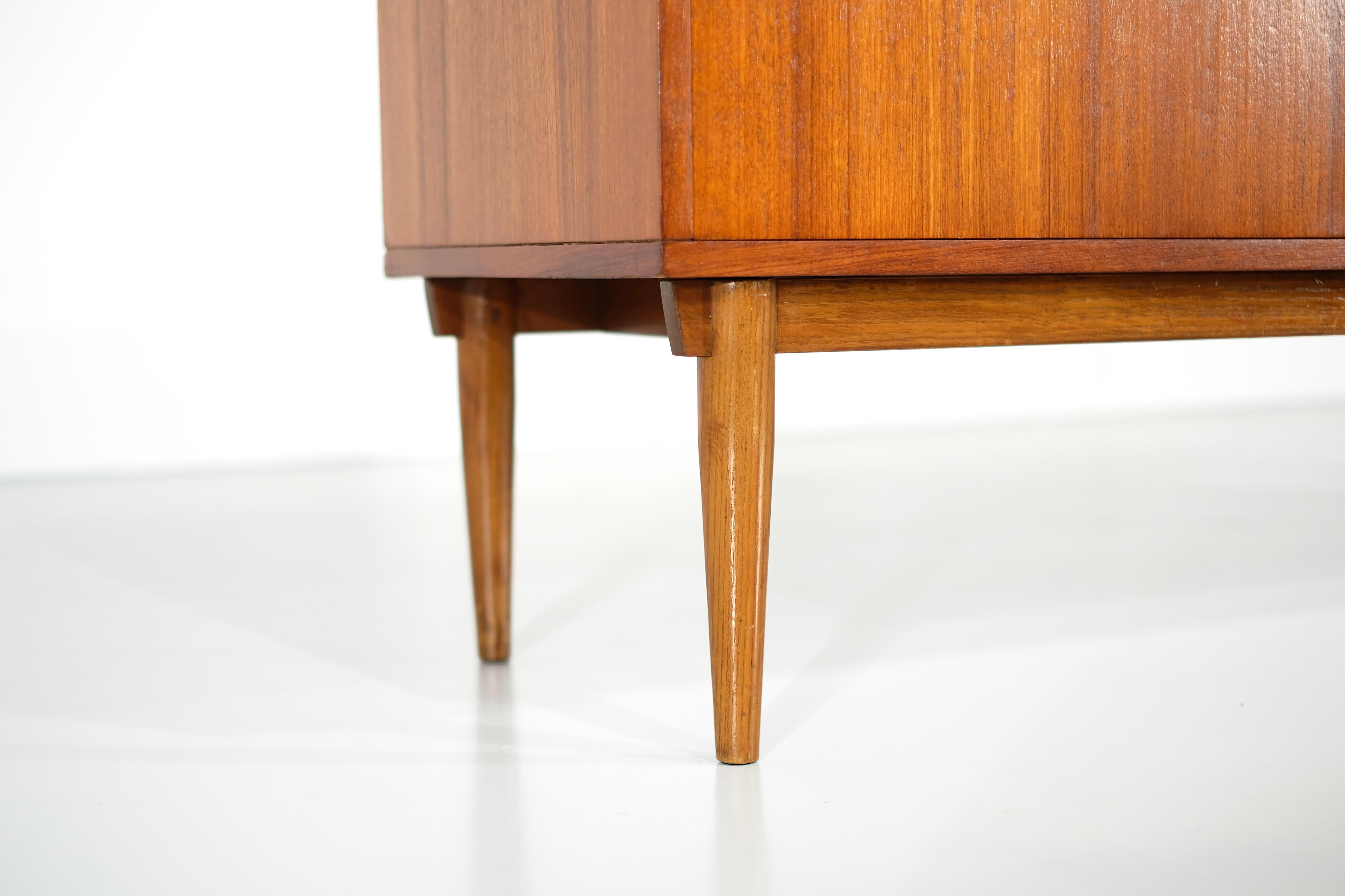 Sideboard in Wood medium size 1960's For Sale at 1stDibs