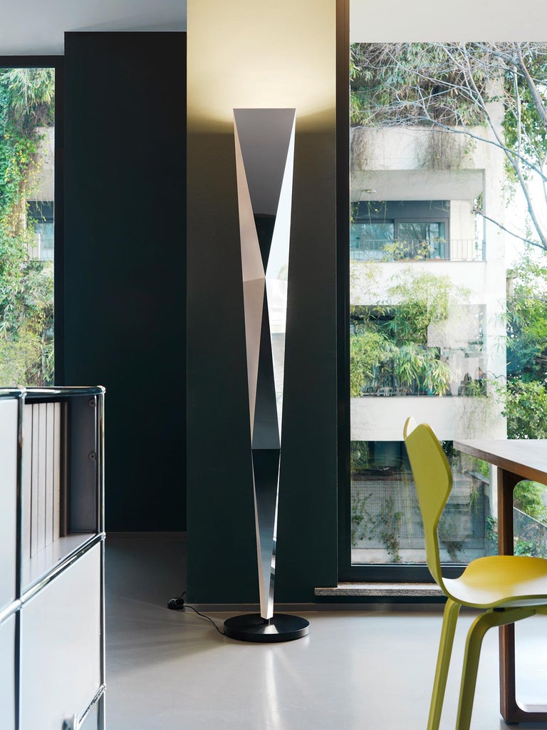 Sides Floor Lamp For Sale at 1stDibs