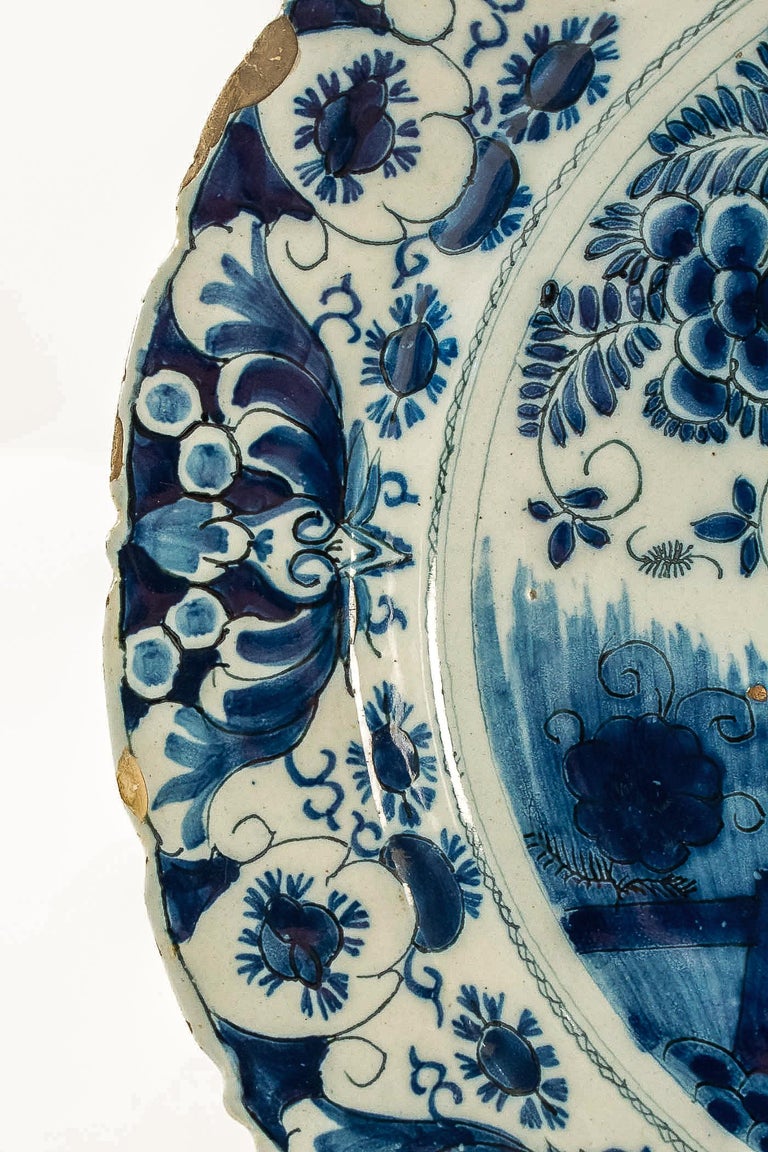 Sign by Claw 490 Brand, Early 18th Century, Pair of Faience Delft Round ...