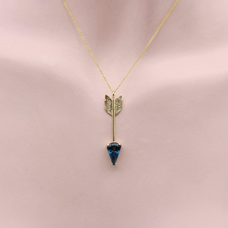 Signature 14K Gold London Blue Topaz Arrow Pendant For Sale at 1stDibs