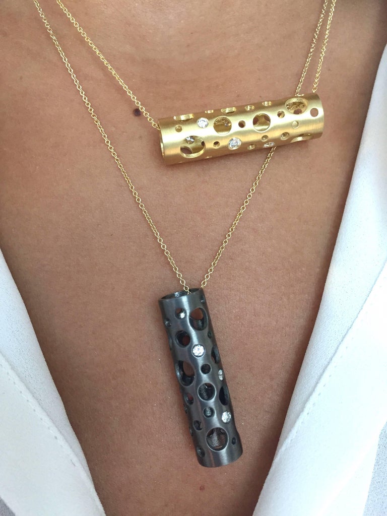 Signature Dana Bronfman Convertible Holly Pendant For Sale at 1stDibs