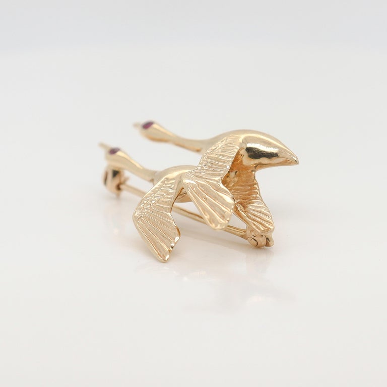 Signed 14k Gold and Amethyst 'Geese in Flight' Brooch or Pin For Sale ...